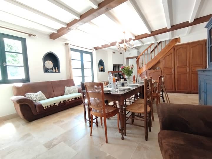 Gourdon: Maison De Campagne (5 Chambres) - Gourdon
