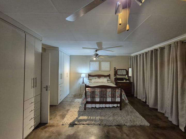 Casa De B - Mbombela