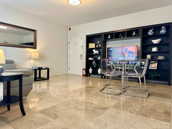 Rosita's 2 Bedrooms/1 Bath Super Near The Beach - Miami Beach, FL