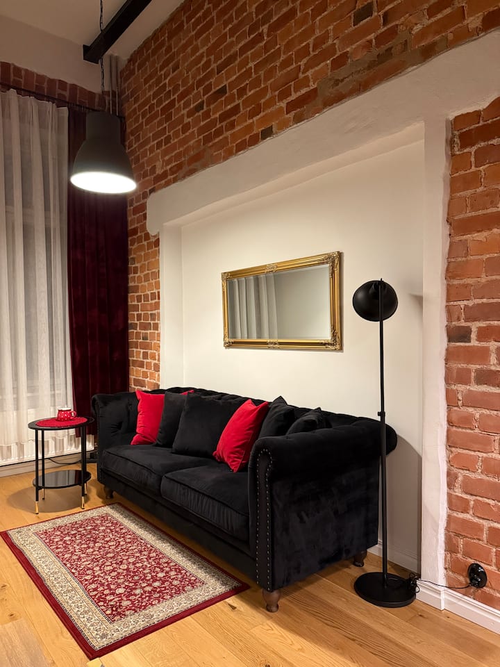 Loft "Black & Red" - Tallinn