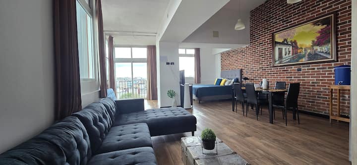 Stylish Apt + Parking - Centro Histórico - Chinautla