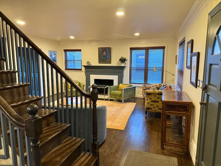 Farrow Luxe 4bd Downtown Bethesda (Walk To Metro) - Bethesda, MD