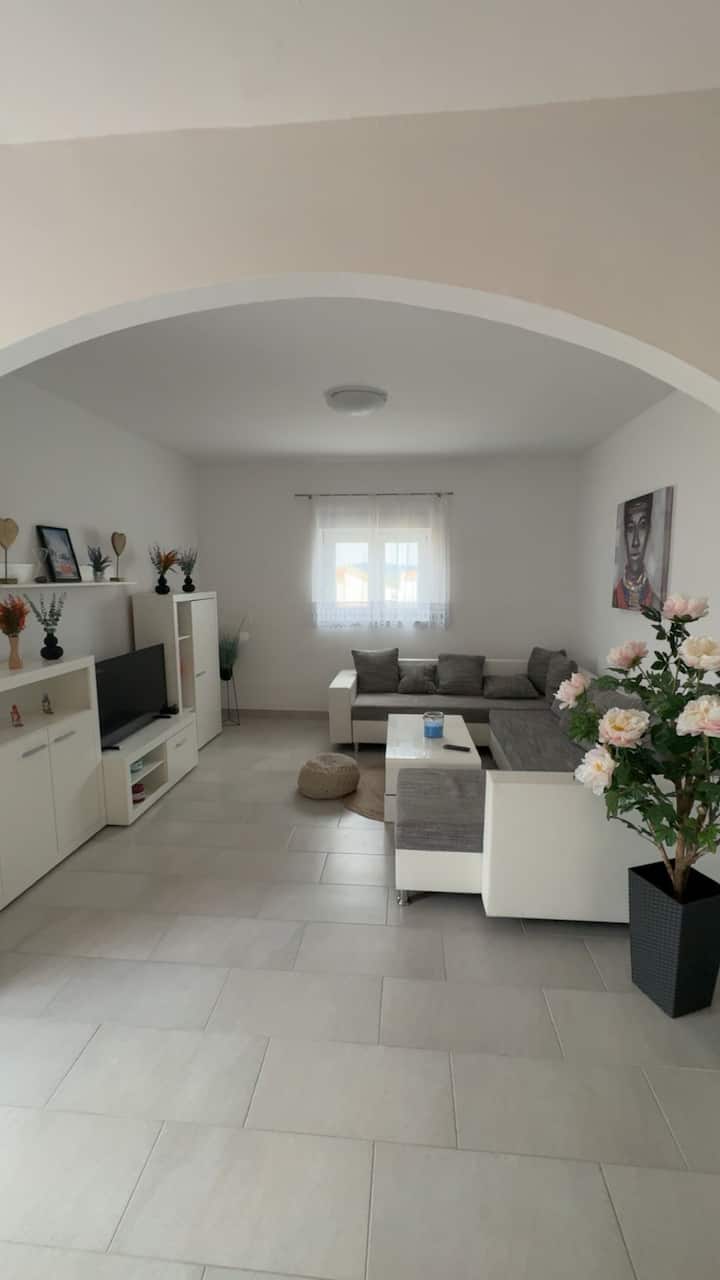 Silent And Close To Sea 1st Floor 85m2 - Sveti Filip i Jakov