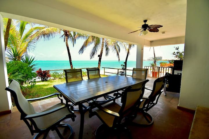 Luxury Residence On The Beach - Cancún