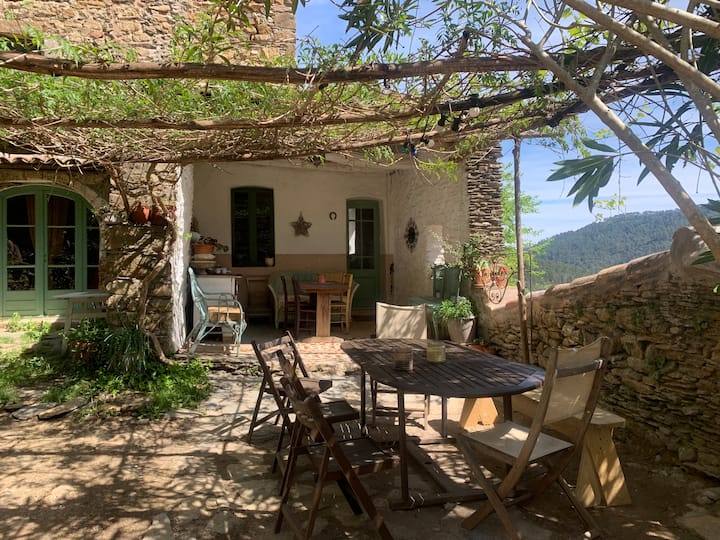 Mas Cevenol Atypique,ici Artiste Et Vallée Nature. - Alès