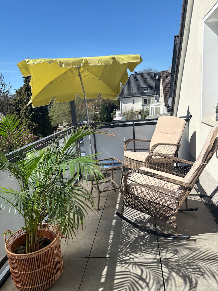 Gemütliche Dachgeschosswohnung Mit Grossem Balkon - Dortmund