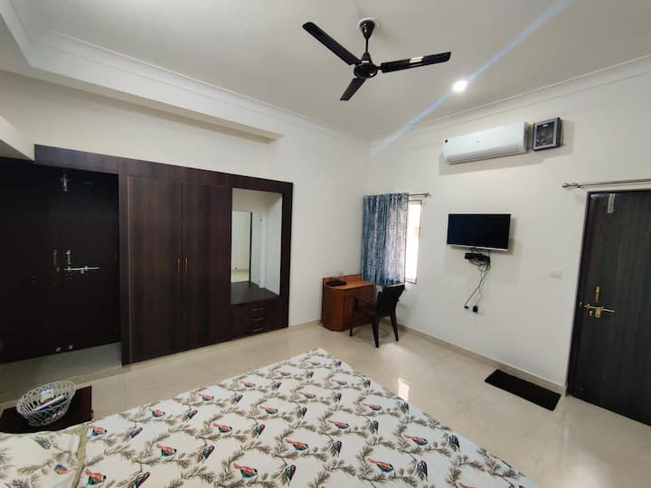 Chitrangan Homestay
Deluxe Rooms, Nr Lake Pichola - ウダイプル