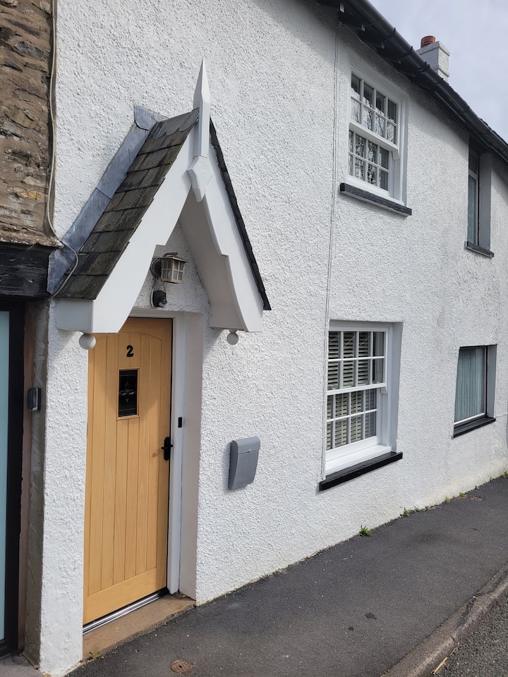 Cosy, Lakeland Retreat - Ulverston