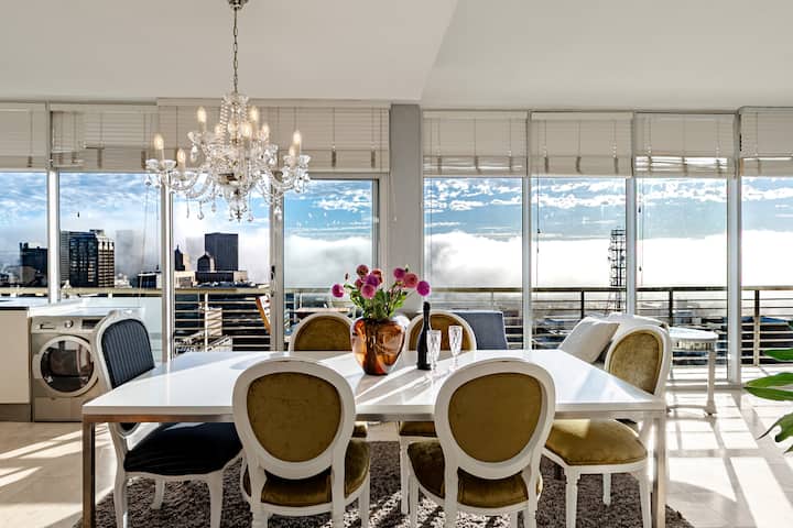 Penthouse | 360° City Views | Piano | Pool | Gym - Città del Capo