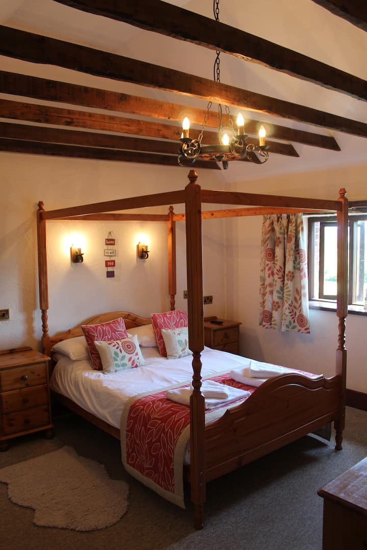 Ashleys House - 4 Star Self Catering Cottage - Branscombe