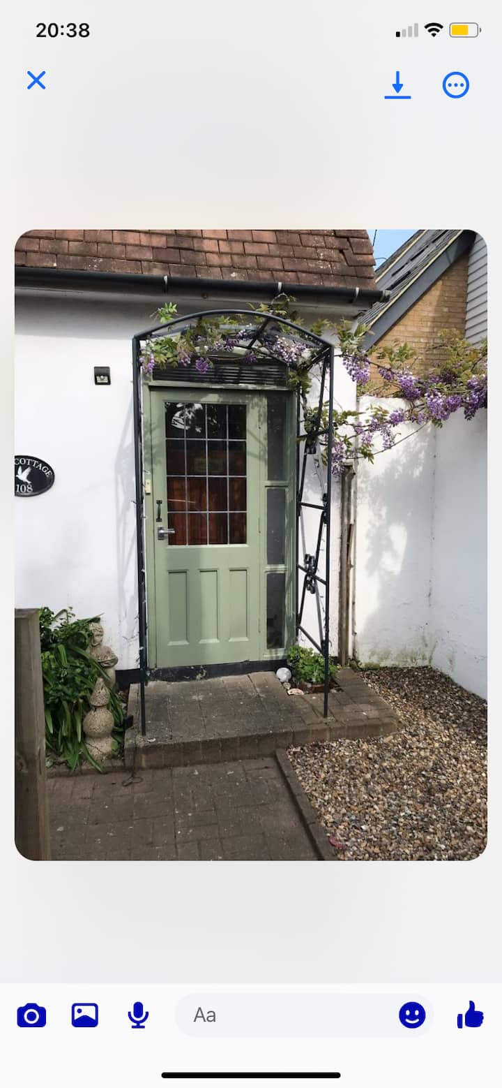 Spacious 3 Bed Whitstable Cottage Near The Sea - Whitstable