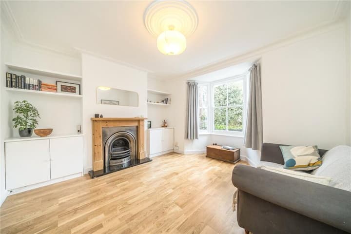 Beautiful Renovated Garden Flat In Dalston - London