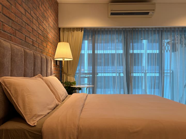 ♛ Little Summer Place With Balcony @ Kl City, Klcc - Kuala Lumpur