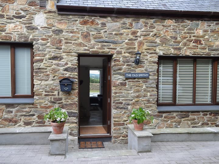 The Old Smithy - ファルマス