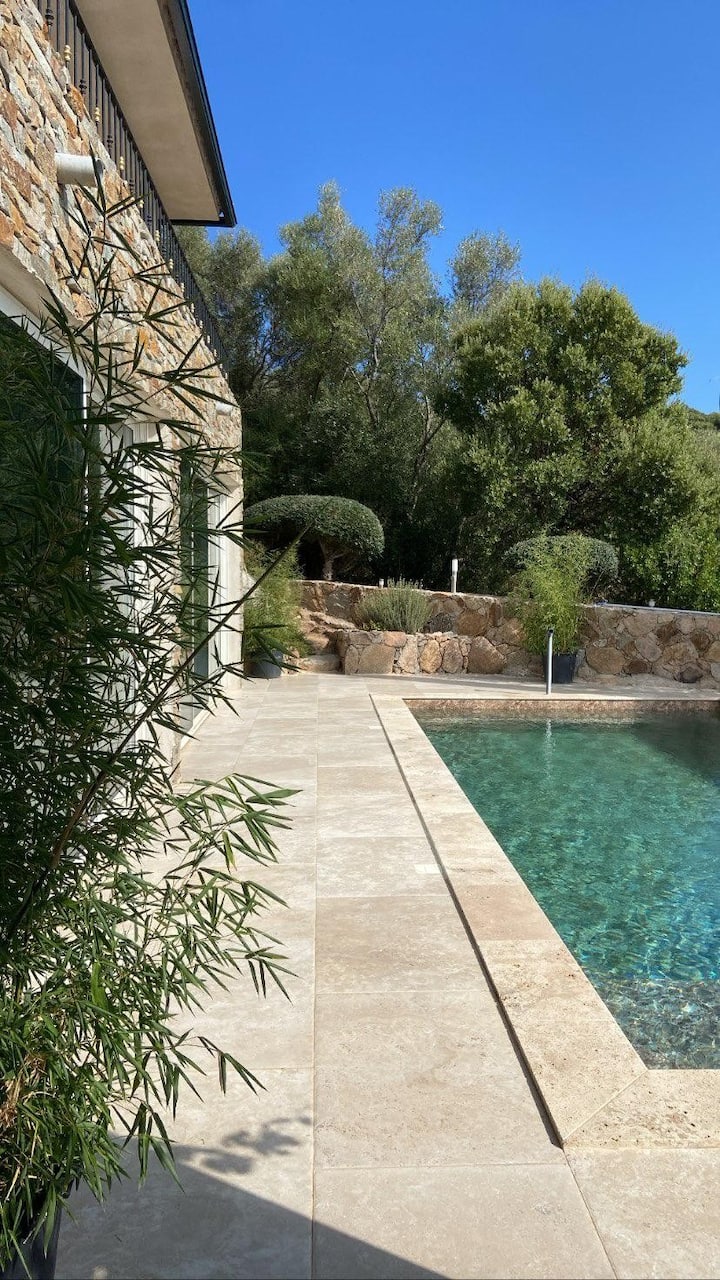 Haut De Villa, Piscine, 10 Min De La Plage - Corse-du-Sud