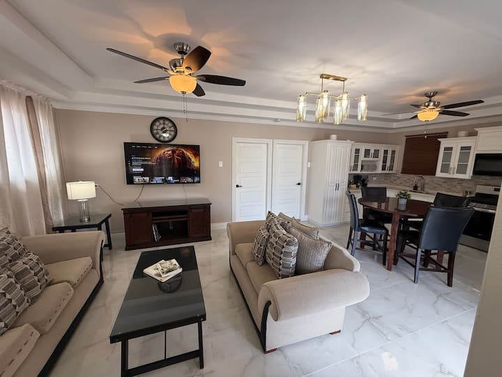 Luxury 2br Apartment In Woodbrook – Prime Location - Port of Spain