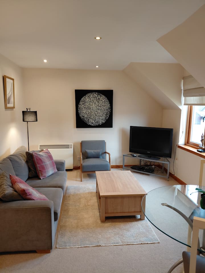 Crow's Nest Apartment, Aviemore - Boat of Garten