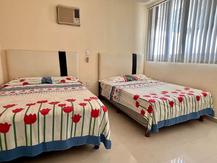 Habitación Independiente C/ Baño Y Cerca Del Mar - Acapulco