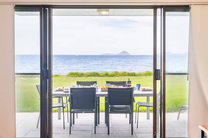 The Pelicans, 2/53 Soldiers Point Rd -Waterfront - Lemon Tree Passage