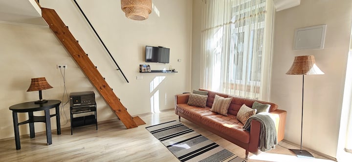 Green&black Bdpst  Design Studio@central Location - Budapest