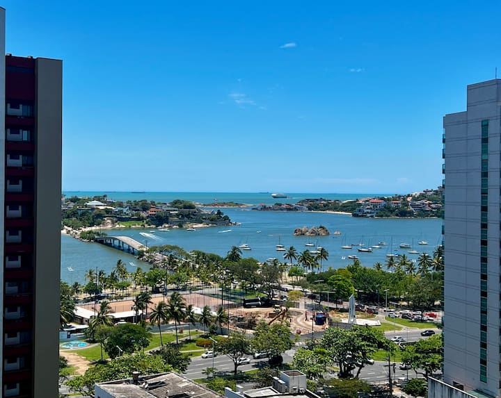 Beautiful View In Praia Do Canto. - Vitória