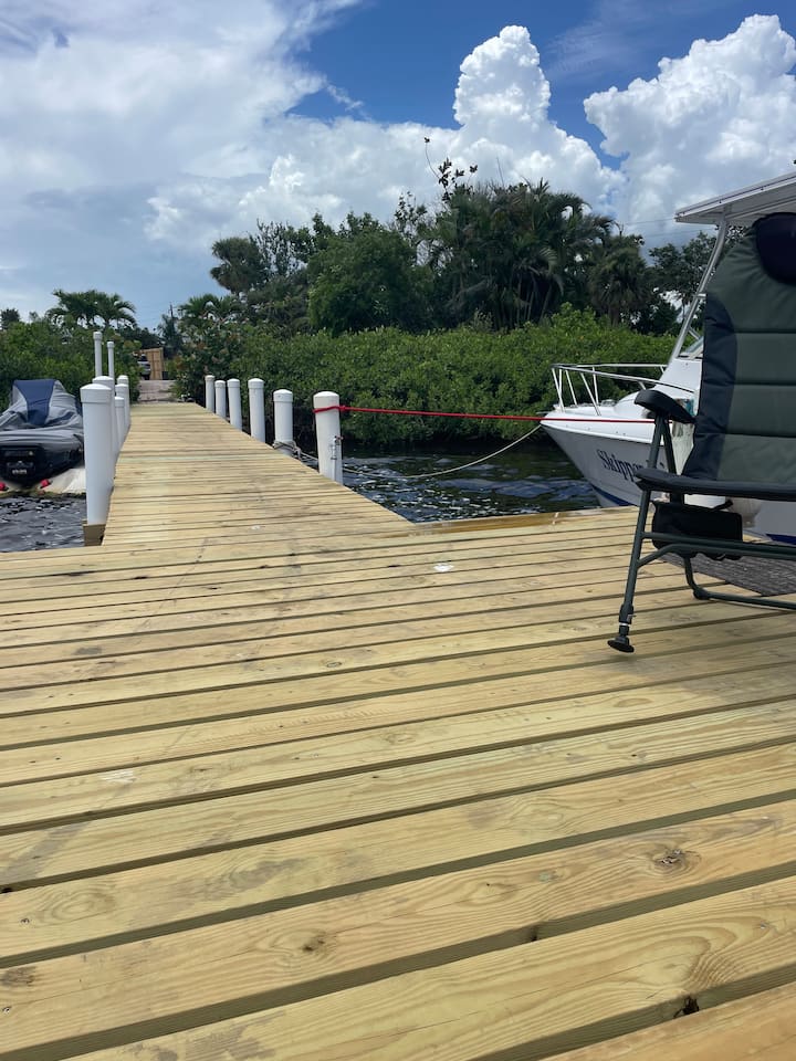 Sunrise En Suite - Venice, FL