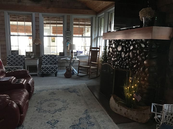 Loon Landing - Lake Bemidji Cabin