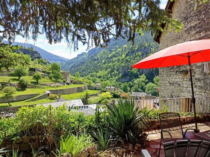 Ste Enimie Gite Terrasse Privative Vue Imprenable - Sainte-Énimie