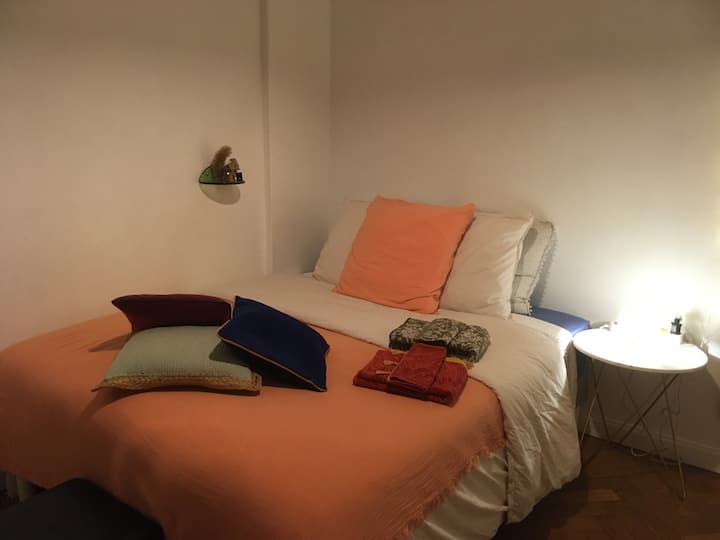 Chambre 2. Appartement Numéro 5. - Nice