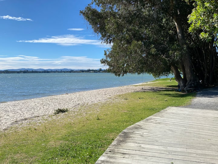 ŌMokoroa Hang Out - Ōmokoroa