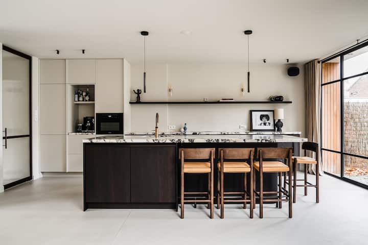 3 Bedroom House In Beautiful Area Next To Centre - Alkmaar