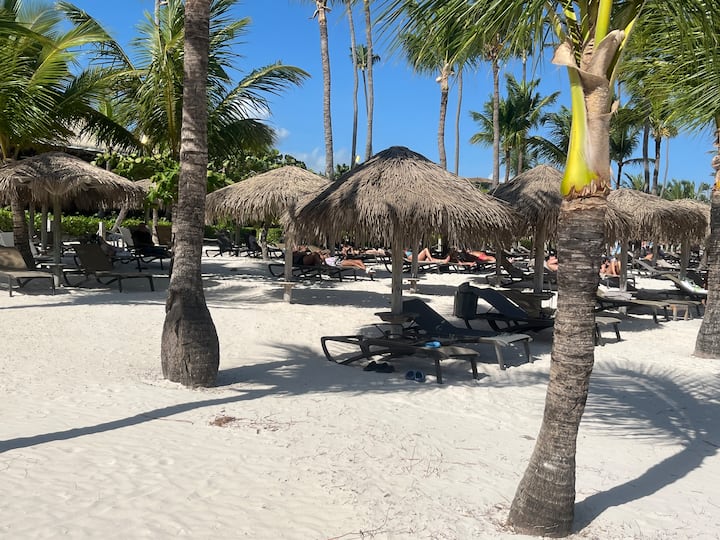 Just A Short Walk To Beautiful Bavaro Beach - Punta Cana