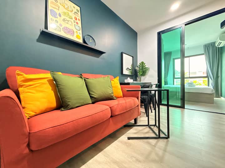 Cozy Room, 500 M. To Bts Skytrain-bearing Station - Bangkok
