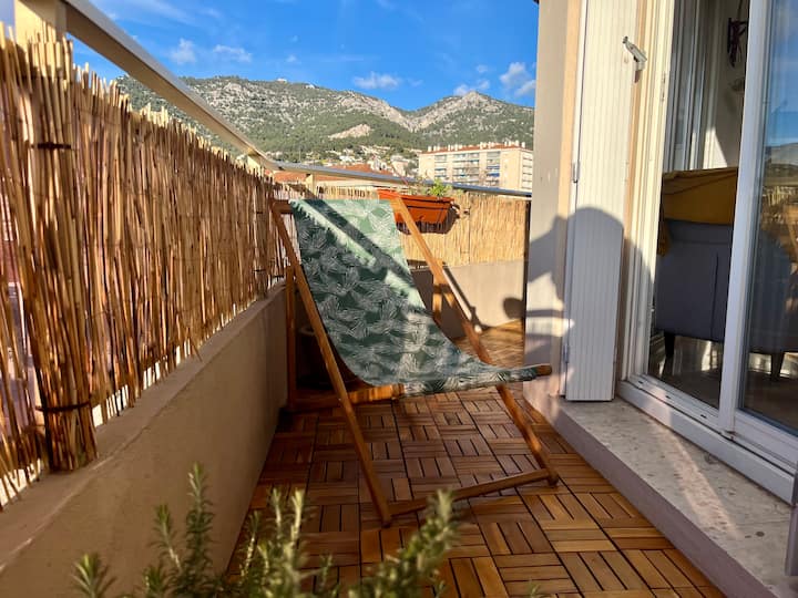 Appartement Lumineux Et Calme - Vue Panoramique - Tolone