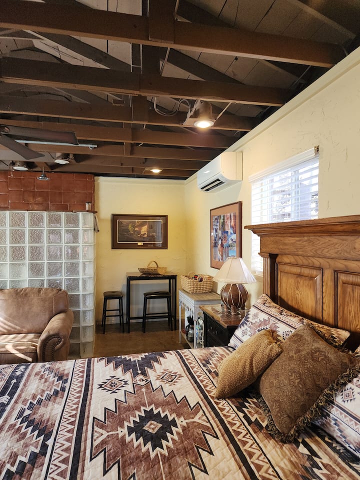 Brookside Cottage Bnb - The Cottage - Kanab