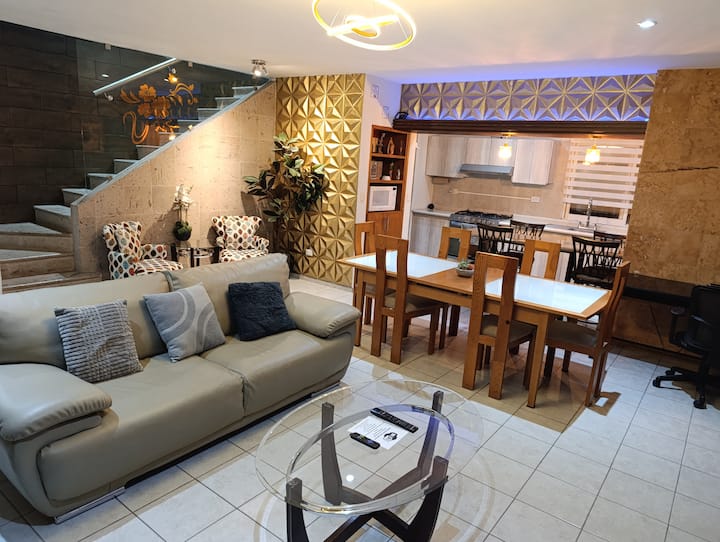 Casa En Coto Privado Al Poniente De La Ciudad. - Aguascalientes