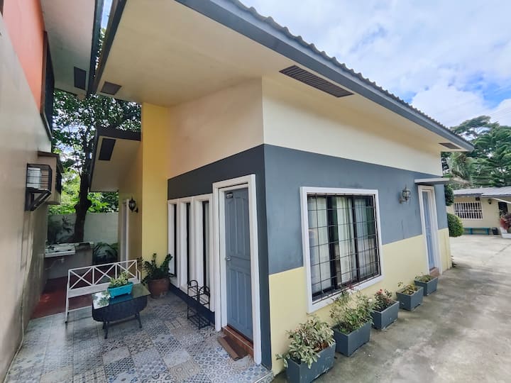 Jayvee's House(strictly Upto 7pax.no Pets Allowed) - Tagaytay