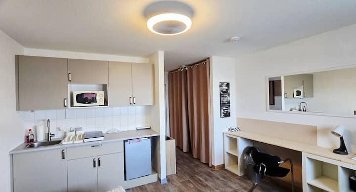 Bright 1-room Studio Near Mannheim City - Mannheim