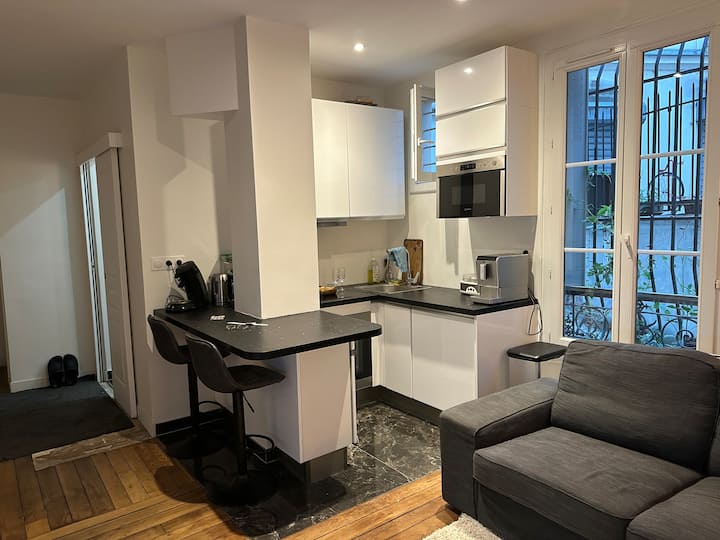 Appartement F2 Butte Montmarte - Paris