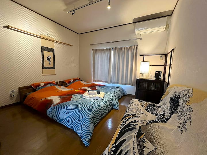 Tokyo Onsen Of 400 Years Of History【禅】tatoo Ok! - 우라야스시