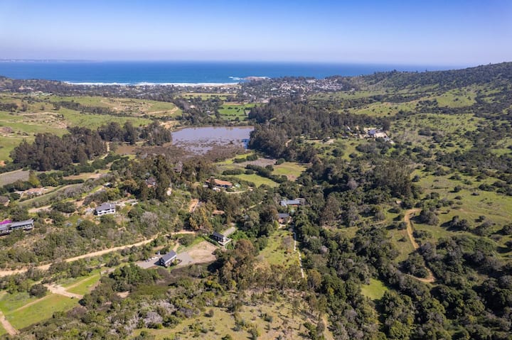 Cabaña  En Exclusivos Cerros De Cachagua - Zapallar