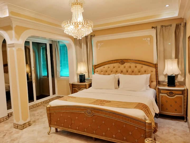 Panoramic Seaview Penthouse  Royal Suite - Philippines