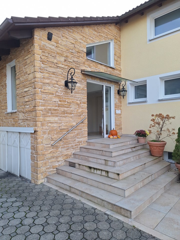 Apartment With Separate Entrance For 1 - 2 - Schwäbisch Gmünd