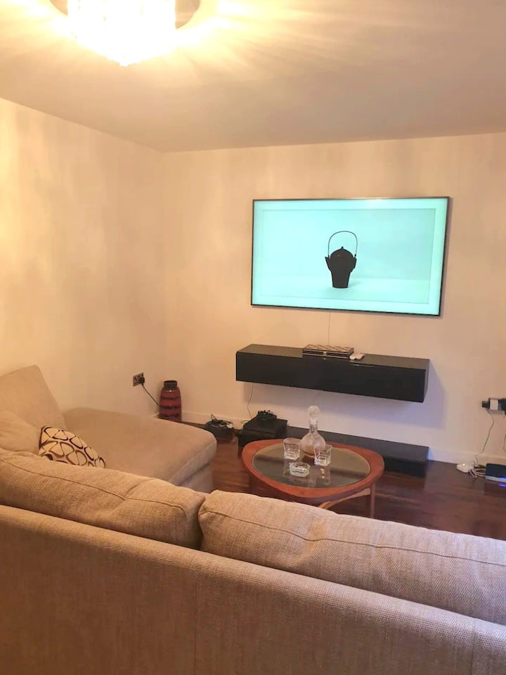 Luxury Double Room, King Size Bed,private Bathroom - Manchester