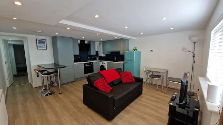 Central Portsouth & Southsea Uni Location - Fareham