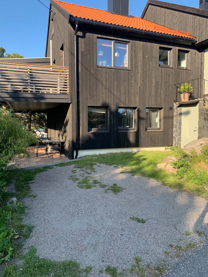 Sentral Barnevennlig Leilighet Med Tre Soverom - Kristiansand