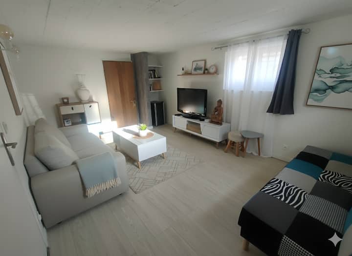 Logement Cosy En Sous-sol – Calme & Indépendant - Barbizon