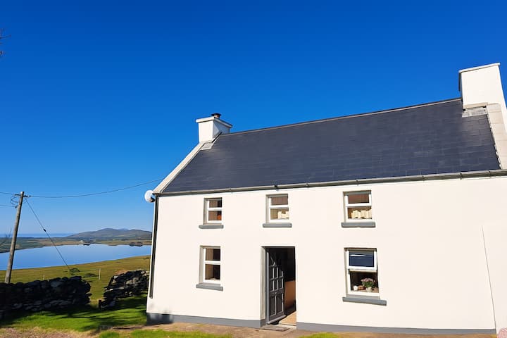 Rustic Cottage In The Mountains... - County Kerry