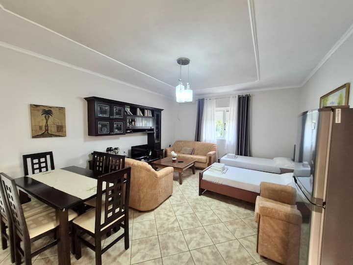 Vitas Apt 2 | Grand Balcony Stay & 5min From Beach - Ksamil