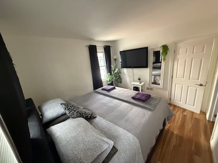 1&2 Beds -Backyard Relax 5 Mins To Falls. Prkng - Niagara Falls